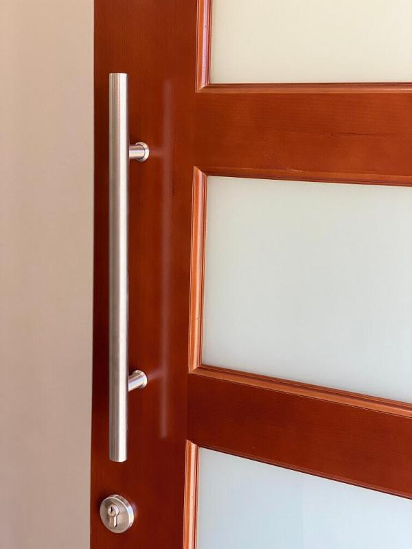 15 Essential Factors to Consider for Exceptional Front Door Design