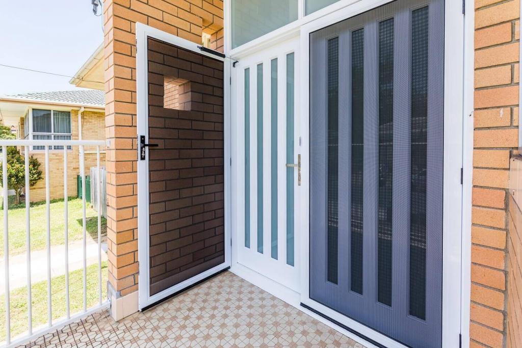 Screen Door Buying Guide - Sliding & Security Options