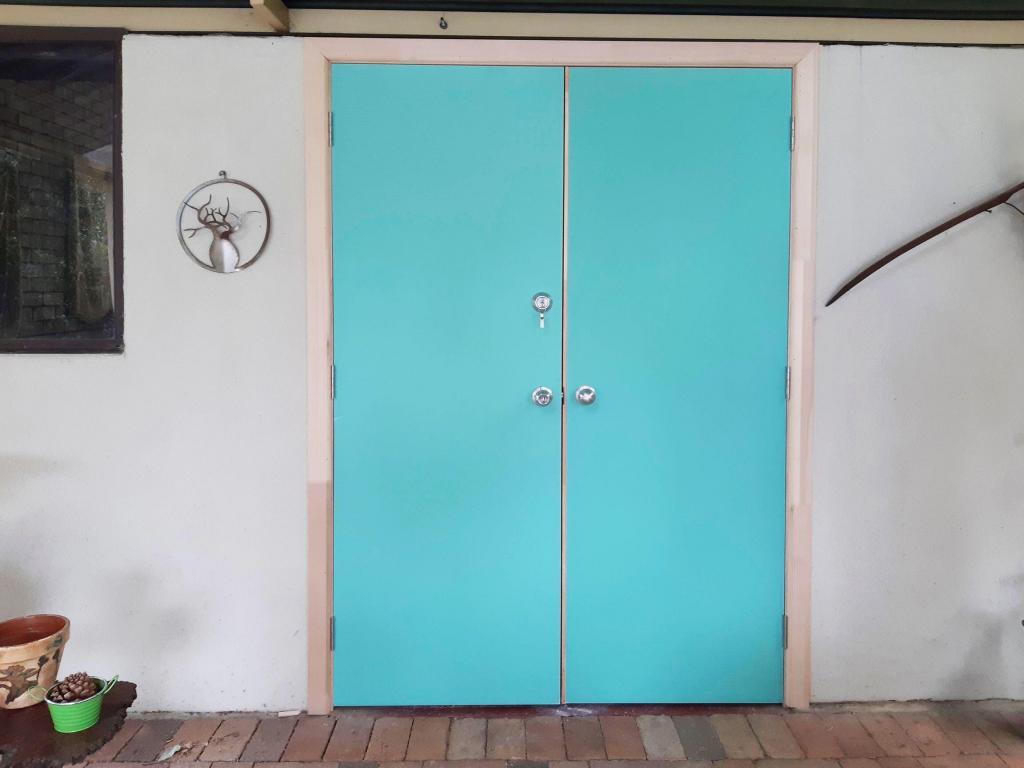 External Blockboard Construction - Doors Plus