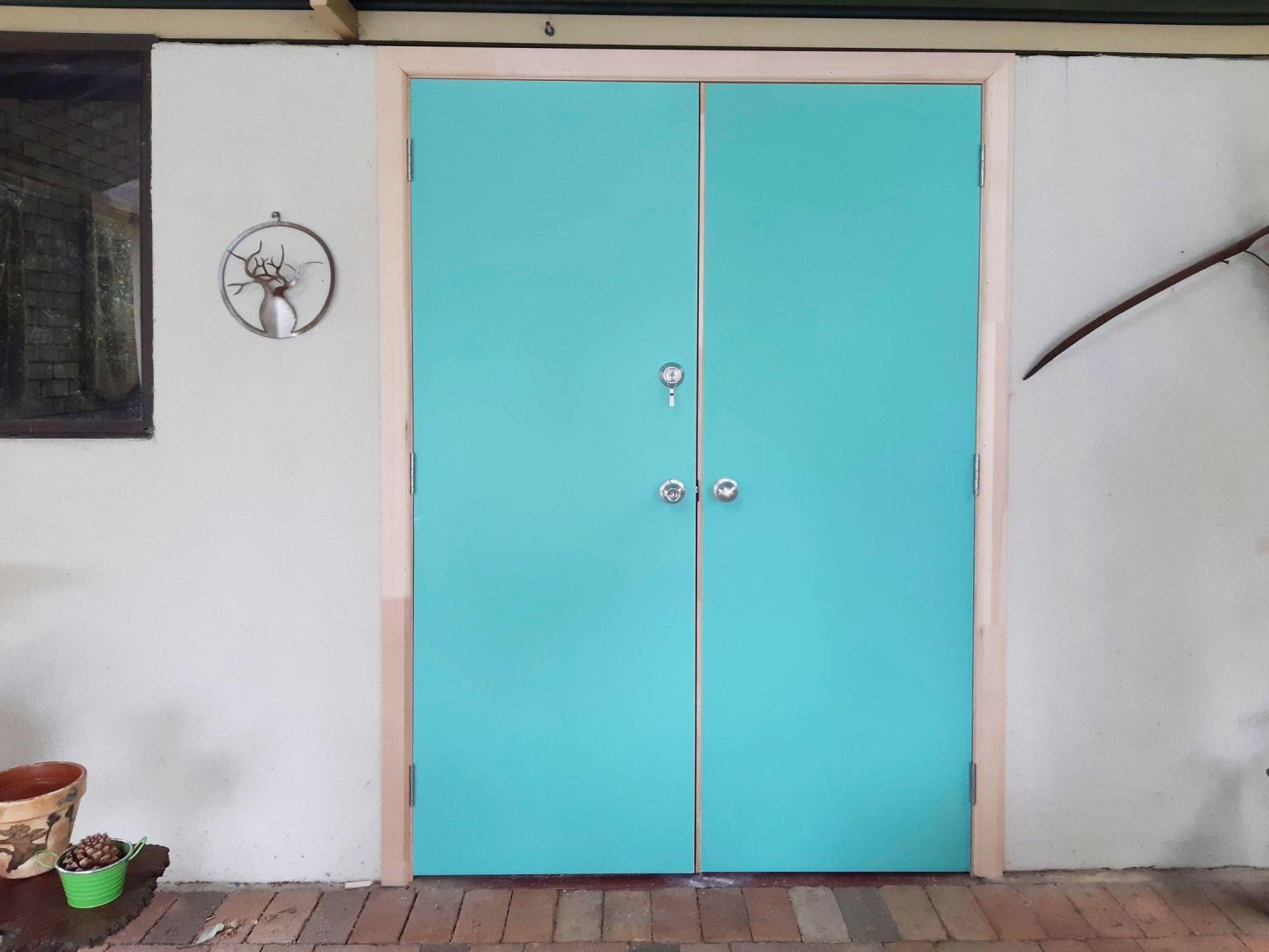 External Blockboard Construction - Doors Plus