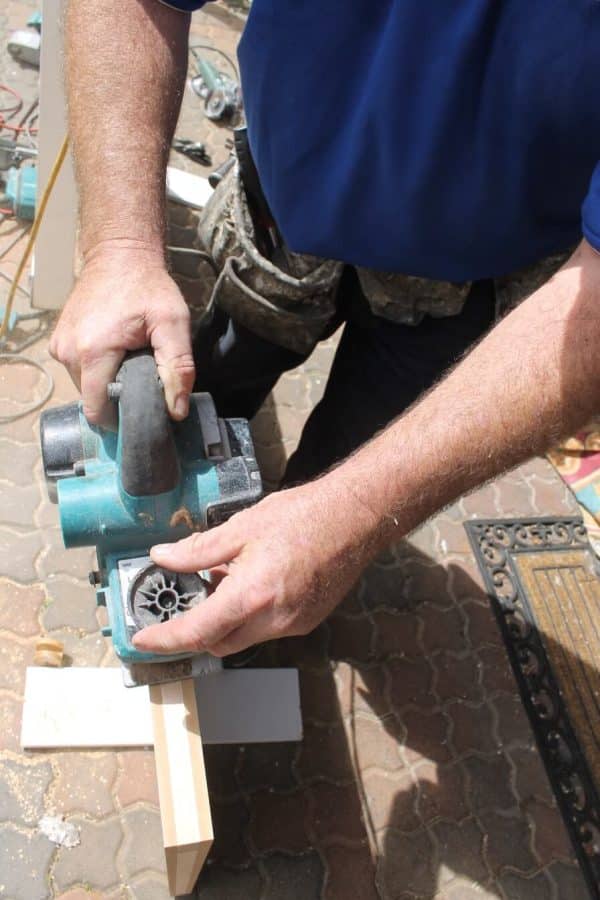 How To Install Internal Doors (in 4 Clear Steps)